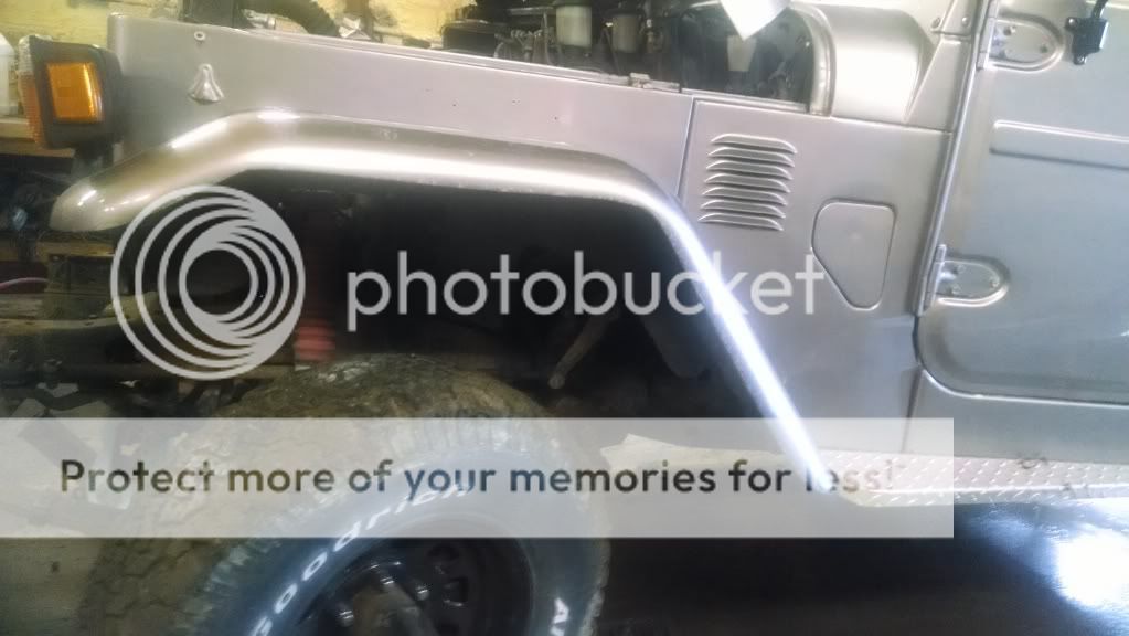 Knocking the old FJ40 down a peg or two... Shackle Reversal Removal ...